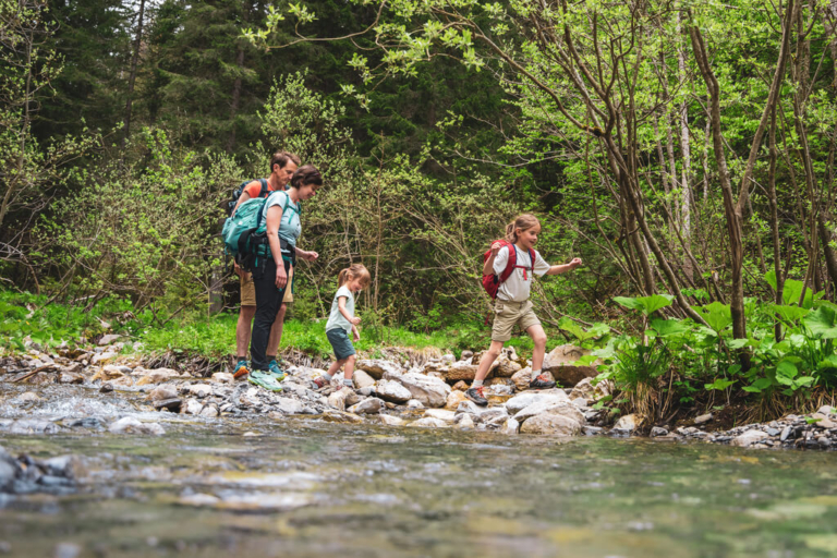 Week-end rando famille en refuge dans les Bauges